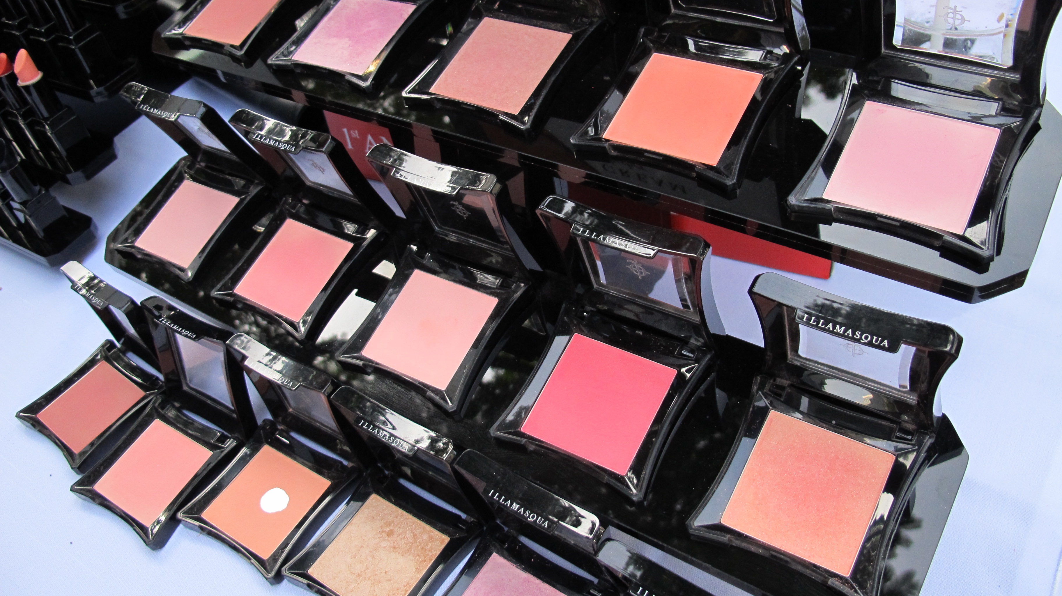 Free Makeup Samples Worth £100 | Free Stuff UK